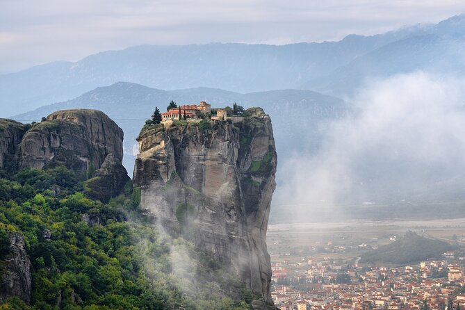 Meteora: Monasteries Tour With Lunch and Athens Tranfer Option - Audio Guides for Multilingual Visitors