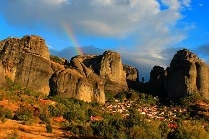Meteora One Day Trip from Ioannina - Who Should Consider This Tour?