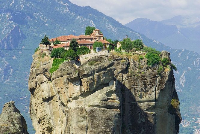 METEORA :Private Day Trip From Athens Unesco World Heritage - Exploring the Monasteries of Meteora