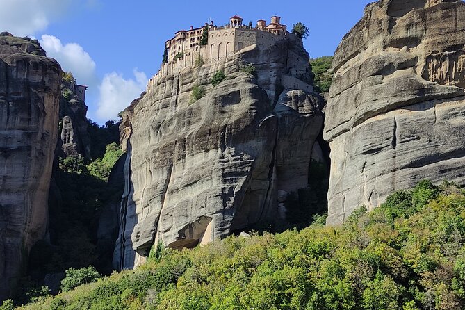 Meteora: Private Day Trip From Thessaloniki - Dress Code and Visiting Times