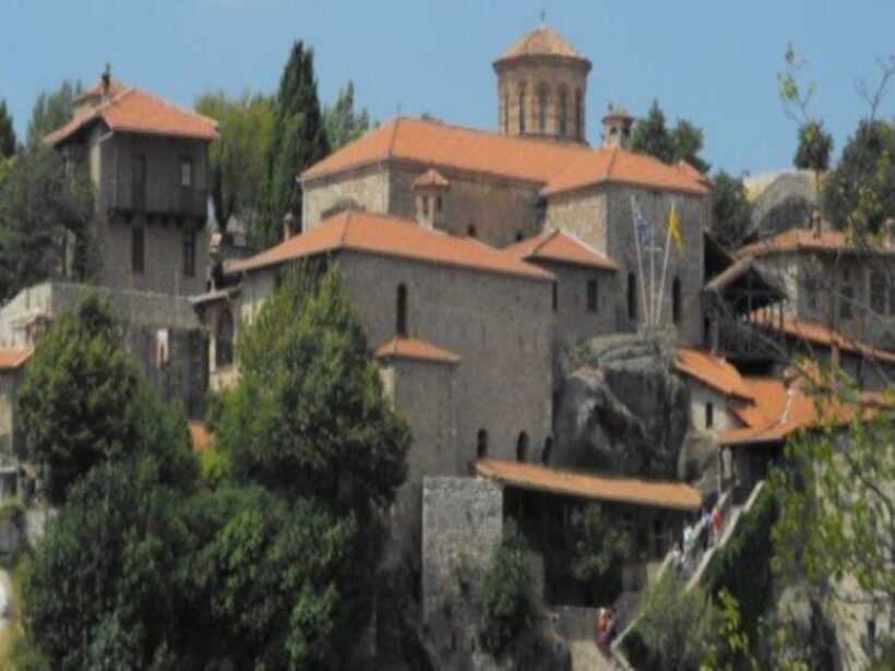 Meteora Private Full Day Tour from Athens & Free Audio Tour - Practical Tips