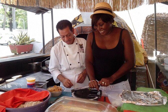 Mexican Cooking Class & Market Tour with a Professional Chef - A Detailed Look at the Experience