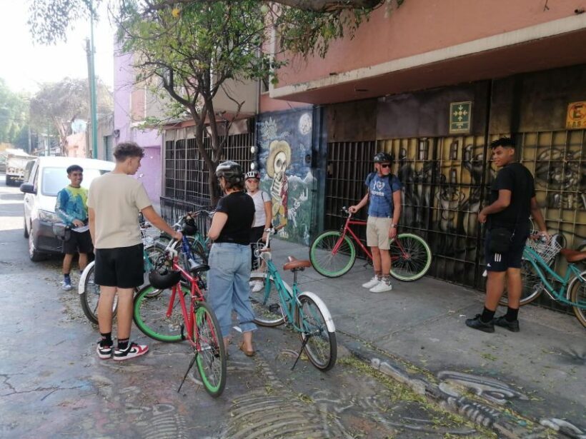 Mexico City: Art Naco, murals & street art bike tour - Who Is This Tour Best For?