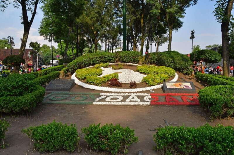 Mexico City: Coyoacan, Xochimilco & UNAM Full-Day Tour - Practical Details: What to Expect