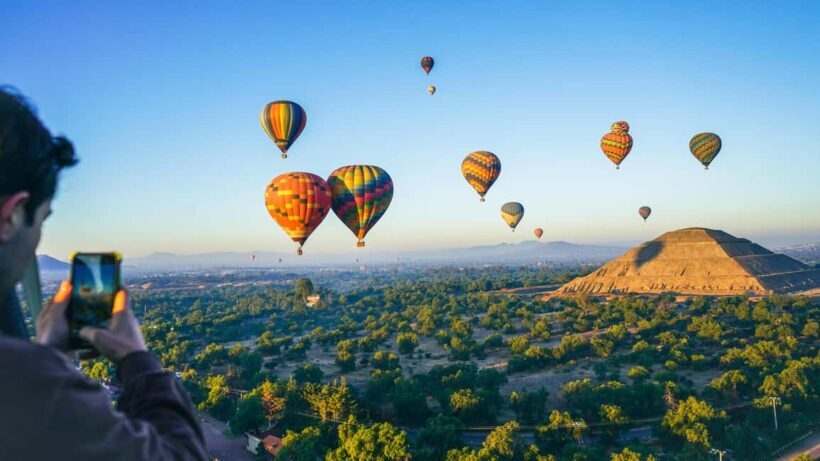 Mexico City: Fly over the impressive pyramids of Teotihuacan in a hot air balloon - The Sum Up