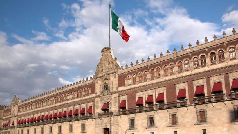 Mexico City: History & Culture Walking Tour - Key Points
