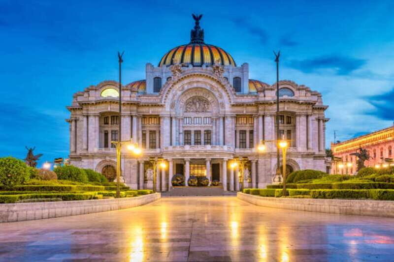 Mexico City Must-see Buildings & Palaces - Authenticity and Value