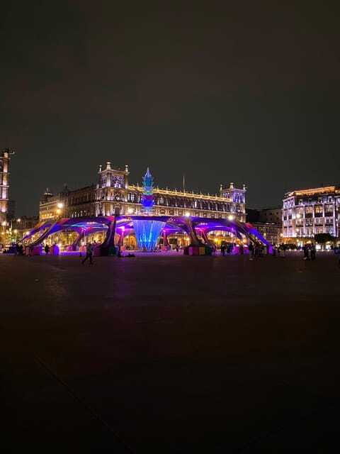 Mexico City: Night Bus Night Tour - Authenticity and Atmosphere