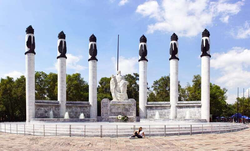 Mexico City Private Chapultepec Tour: The Magic Castle - FAQ