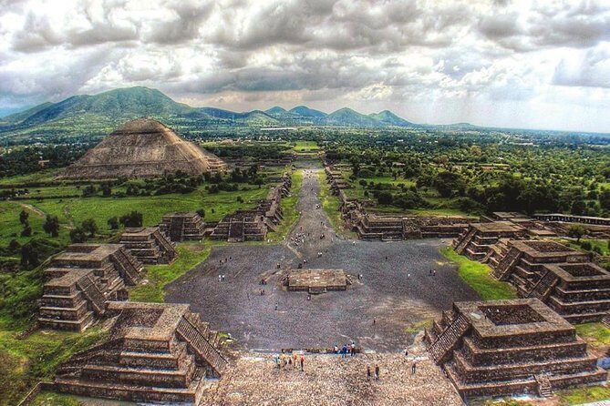 Mexico City Private City Tour: Teotihuacan and Basilica of Our Lady of Guadalupe - What to Expect: Logistics, Comfort, and Practicalities