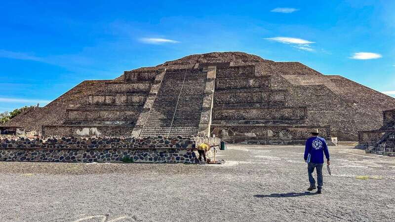 Mexico City: Teotihuacan Pyramids & Basilica of Guadalupe - Who Should Take This Tour?