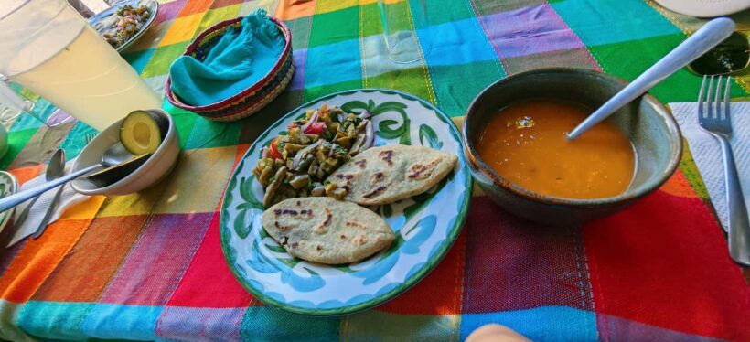 Mexico City: Teotihuacan Tour & Vegan/Veggie homemade Lunch - Exploring the Itinerary in Detail