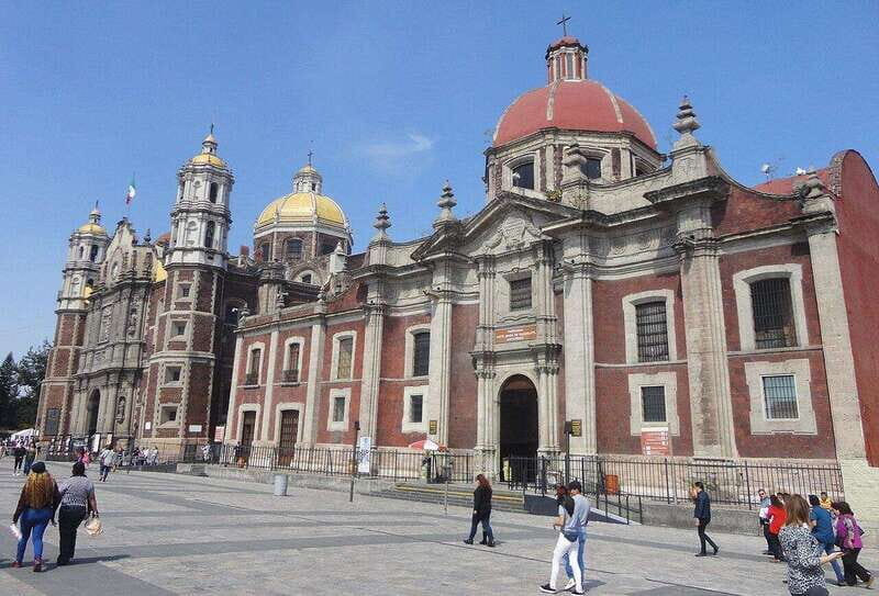 Mexico City: Tour to the Basilica of Our Lady of Guadalupe. - The Significance of the Basilica of Guadalupe