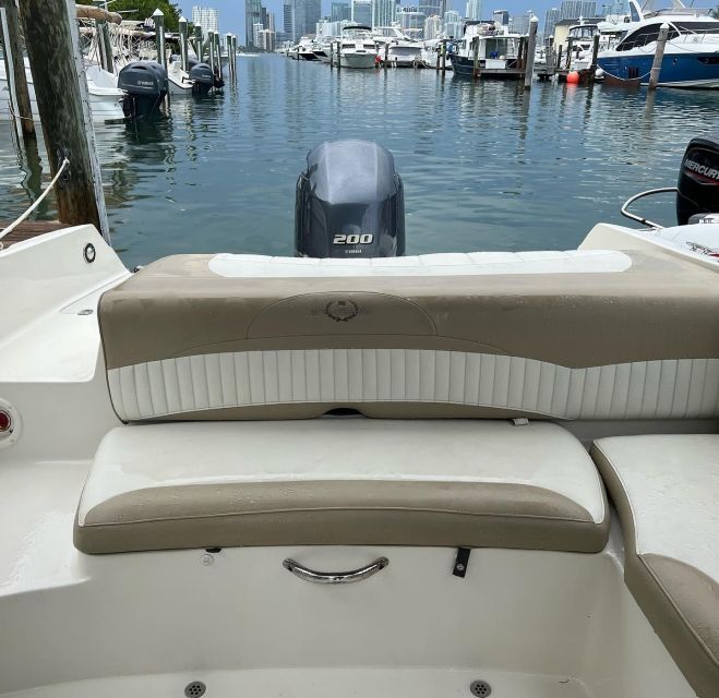 Miami: 24-Foot Private Boat for up to 8 People - What to Expect on Your Private Miami Boat Tour