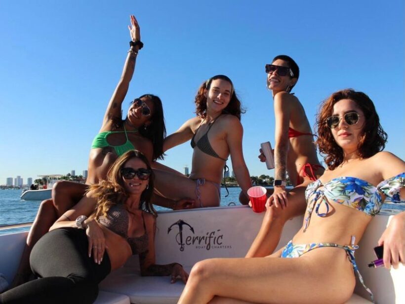 Miami: 4-Hour Island Hopping Boat Trip with Water Toys - The Itinerary: What You Can Expect