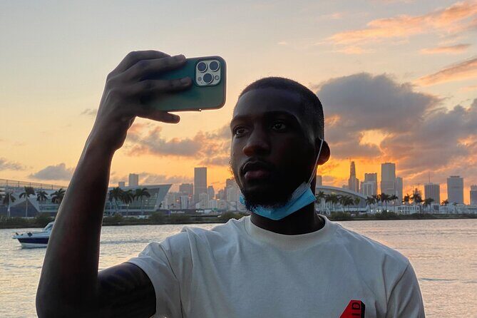 Miami: 75 Minute Sunset Boat tour and Sightseeing - What to Expect on the Miami Sunset Boat Tour
