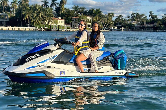 Miami Beach Jet Ski Rentals - The Experience from a Traveler’s Perspective