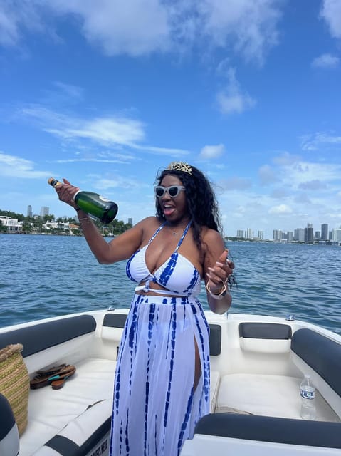 Miami Beach: Private Boat Tour with Captain and Champagne - Key Points