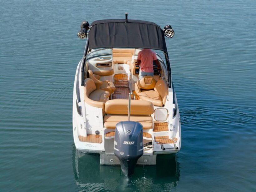 Miami Beach: Spectacular Sandbar & Skyline Boat Tour - Practical Details and Tips