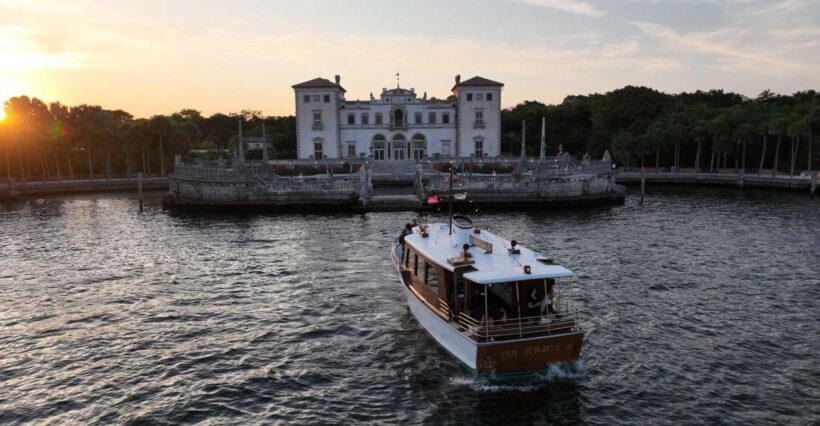 Miami Beach: Vizcaya Sunset Cruise Includes Food and Drink - The Value of the Experience