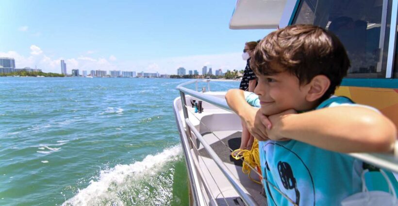 Miami: Biscayne Bay Celebrity Homes Sightseeing Cruise - Practical Details for Visitors