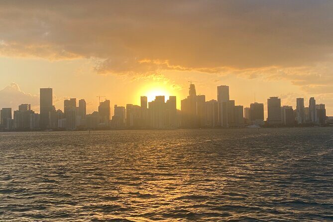 Miami: Biscayne Bay Star Island Sightseeing Cruise+Miami Skyline - FAQ