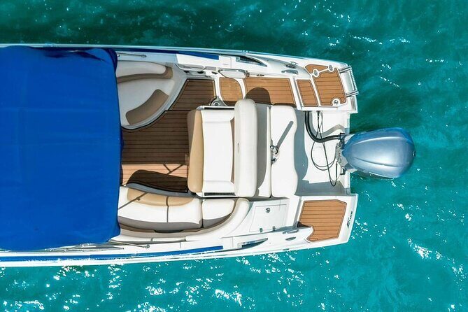 Miami Boat Rental in Crownline E2 Up to 8 Guests - Introduction