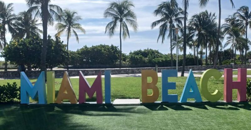 Miami City Tour - Beaches, Historic Districts, and More