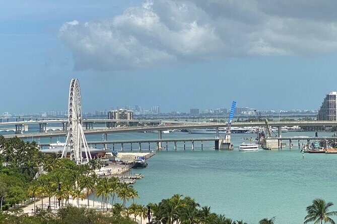 Miami Cruise of Celebrity Homes and Biscayne Bay - Who Will Love This Tour?