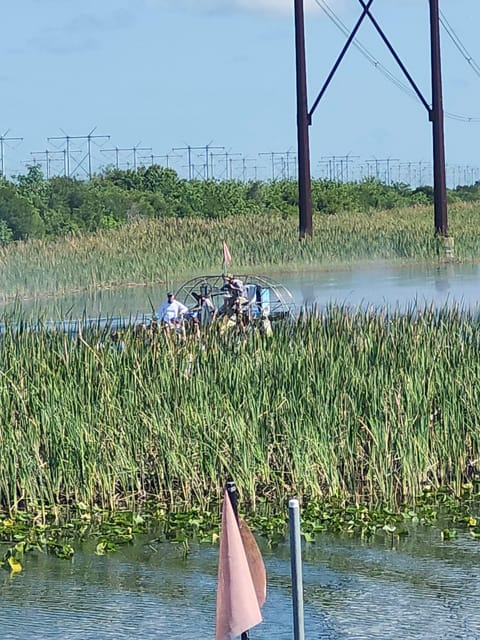 Miami: Everglades Airboat Eco Tour w/ Luxury Transportation - FAQs
