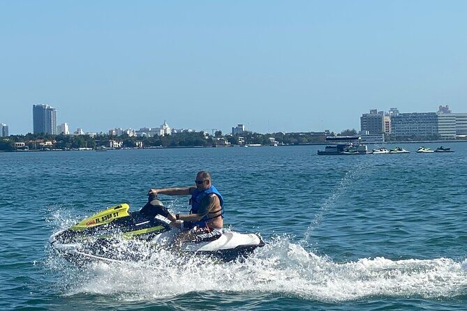 Miami: Haulover Sandbar in Bal Harbor Jet Ski ride - An In-Depth Look at the Miami Jet Ski Experience
