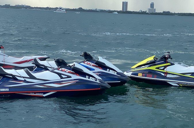 Miami Jet Ski Experience with 1-Hour Rental & Pontoon Transfer - FAQ