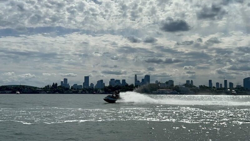 Miami: Jet Ski Riding from South Beach - Why the Experience Is a Good Value