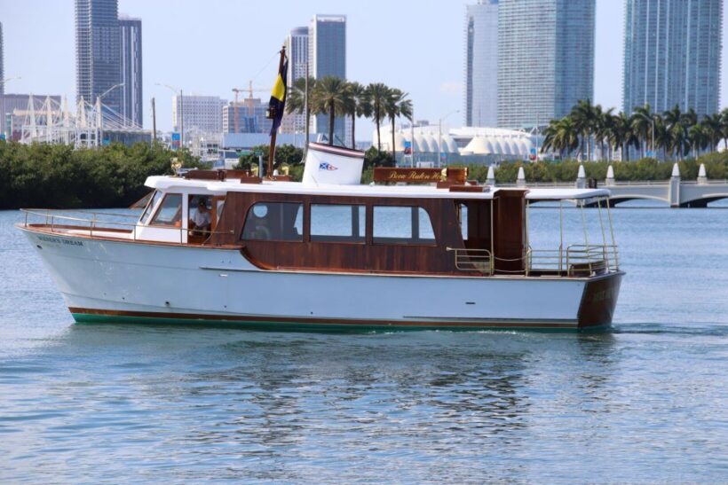 Miami: Miami Skyline Vintage Yacht Cruise, - FAQ