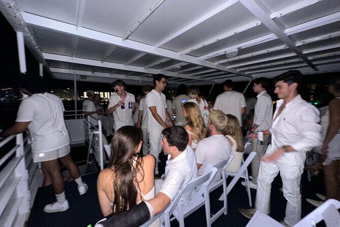 Miami New Years Nightclub Boat Party on Biscayne Bay & Cash Bar - FAQs