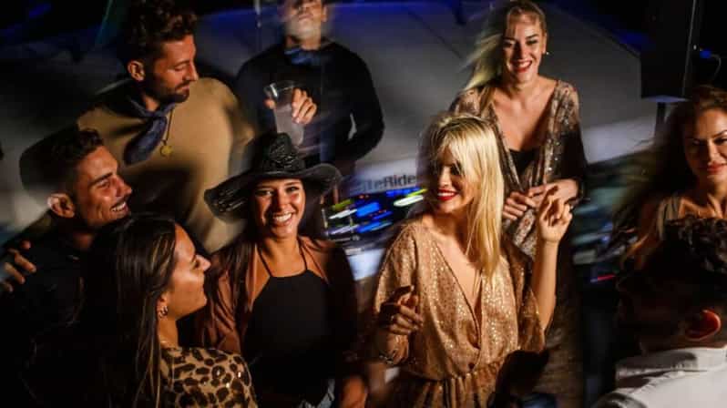 Miami Night Time Yacht or Boat Charter for Up to 12 Guests - Analyzing the Value