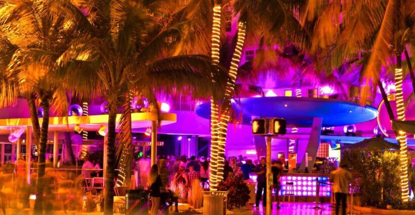 Miami Premium Driving Night Tour with Skyviews Wheel Ride - Key Points
