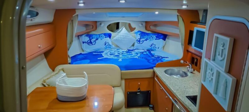 Miami: Private Boat Cruise and Tour with Captain - Who Will Love This?