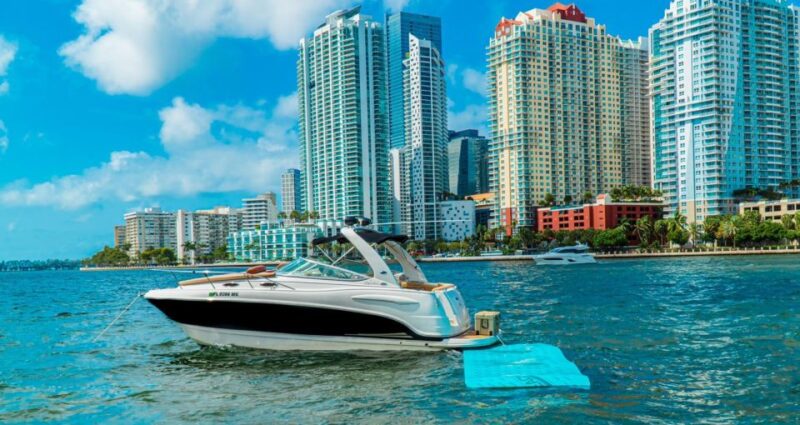 Miami: Private Boat Cruise and Tour with Captain - FAQs