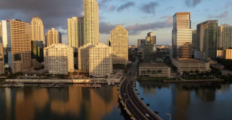 Miami: Private Customized Walking Tour with a Local Host - Key Points