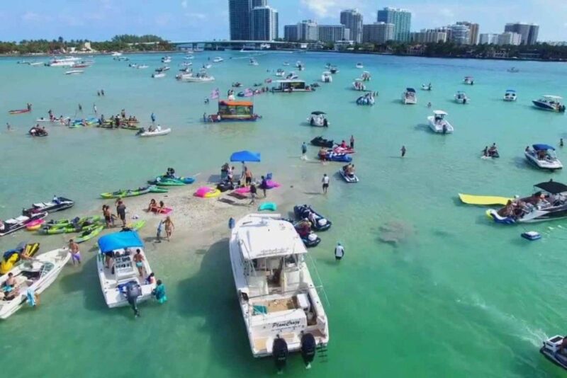 Miami: Private Guided Boat Tour with Champagne - The Reviews: What Past Guests Say