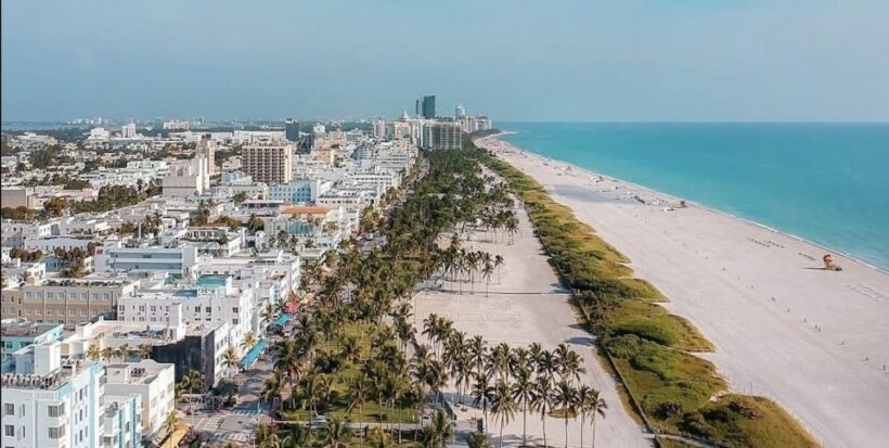Miami: Private Luxury Airplane Tour with Champagne - An In-Depth Look at the Miami Private Plane Tour