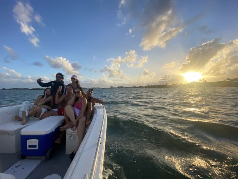 Miami: Private Sunset Boat Tour with Bottle of Champagne - A Closer Look at the Experience