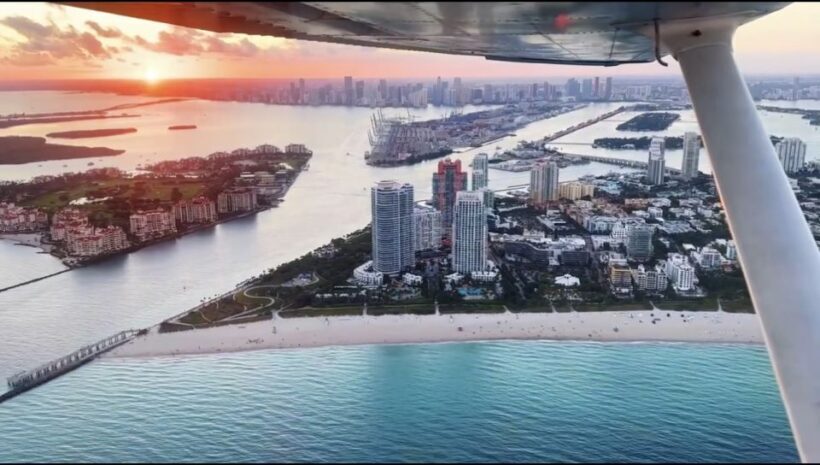 Miami: Romantic 1-Hour Private Flight Tour with Champagne - Why Travelers Rave About This Experience