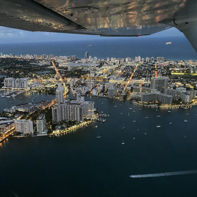 Miami: Romantic 1-Hour Private Flight Tour with Champagne - What Makes This Tour Stand Out?