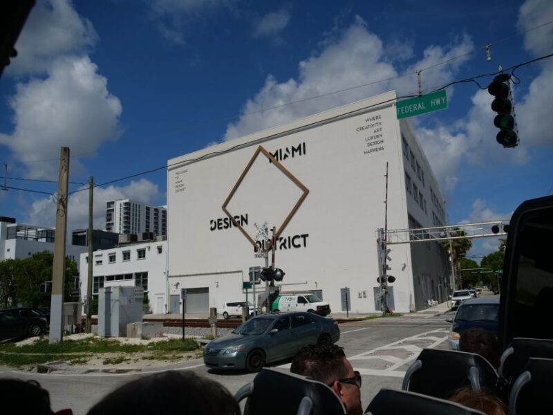 Miami Sightseeing Tour in a Convertible Bus - FAQ