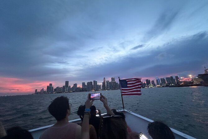 Miami Skyline and Biscayne Boat Party and Open Bar with Music - Who Should Consider This Tour?