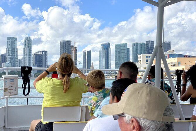 Miami Skyline Cruise to Millionaire's Homes from South Beach - The Sum Up