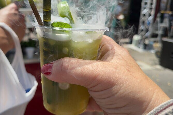 Miami Skyline: Happy Hour Cruise Music & Cash Bar - Music, Drinks, and the Social Scene