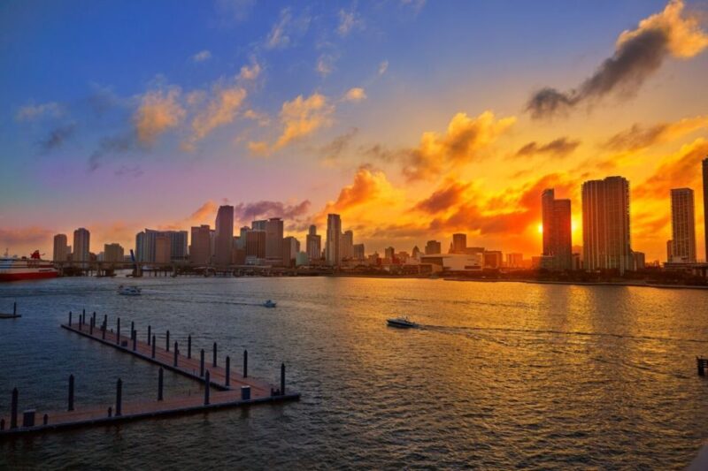 Miami: Sunset Cruise with Celebrity Homes & Open Bar - Who Should Consider This Cruise?